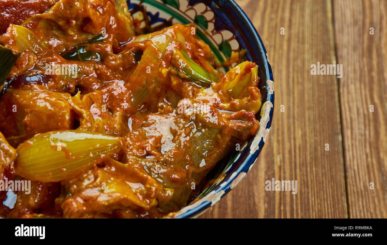 Kashmiri Mutton Curry Aab Gosht, popular versions are Kashmiri and ...