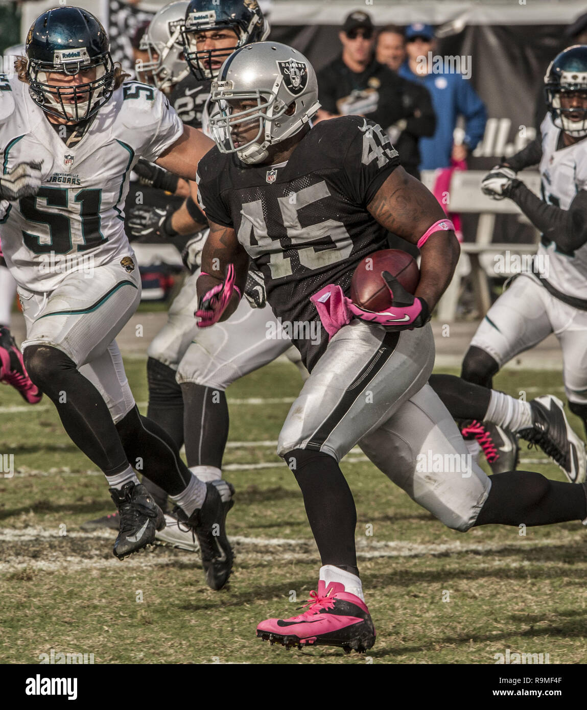 Oakland, California, USA. 21st Oct, 2012. Oakland Raiders fullback ...