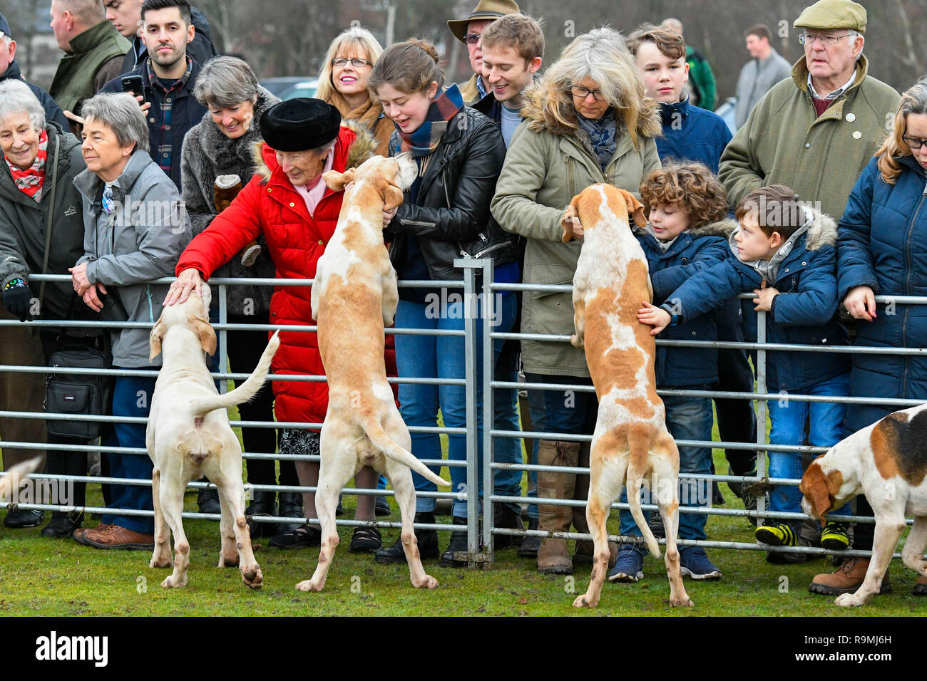 Lyndhurst, Hampshire, UK. 26th December 2018. The New Forest Hounds ...