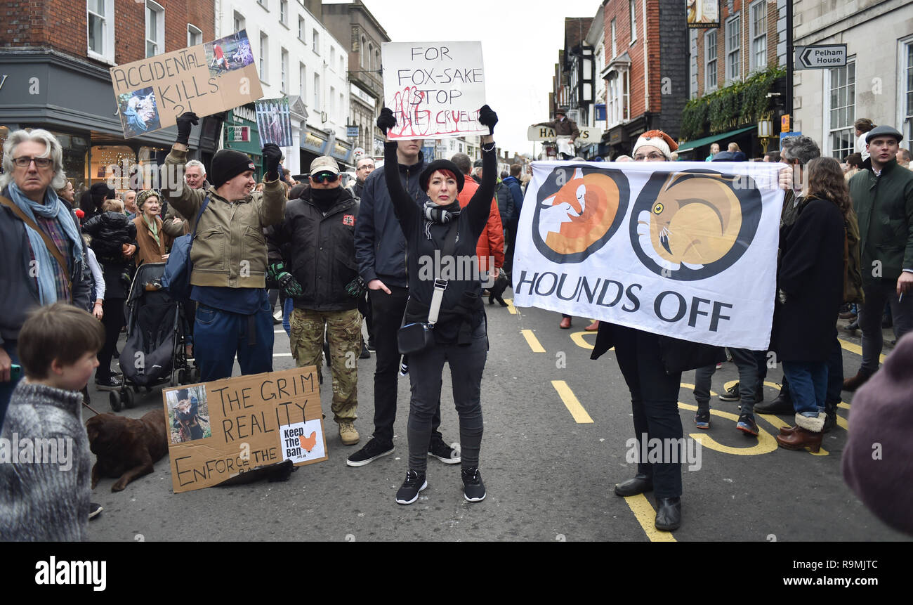 Lewes hunt protests hi-res stock photography and images - Alamy