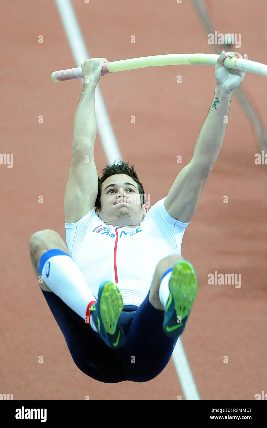 Pole vault men qualification hi-res stock photography and images - Alamy