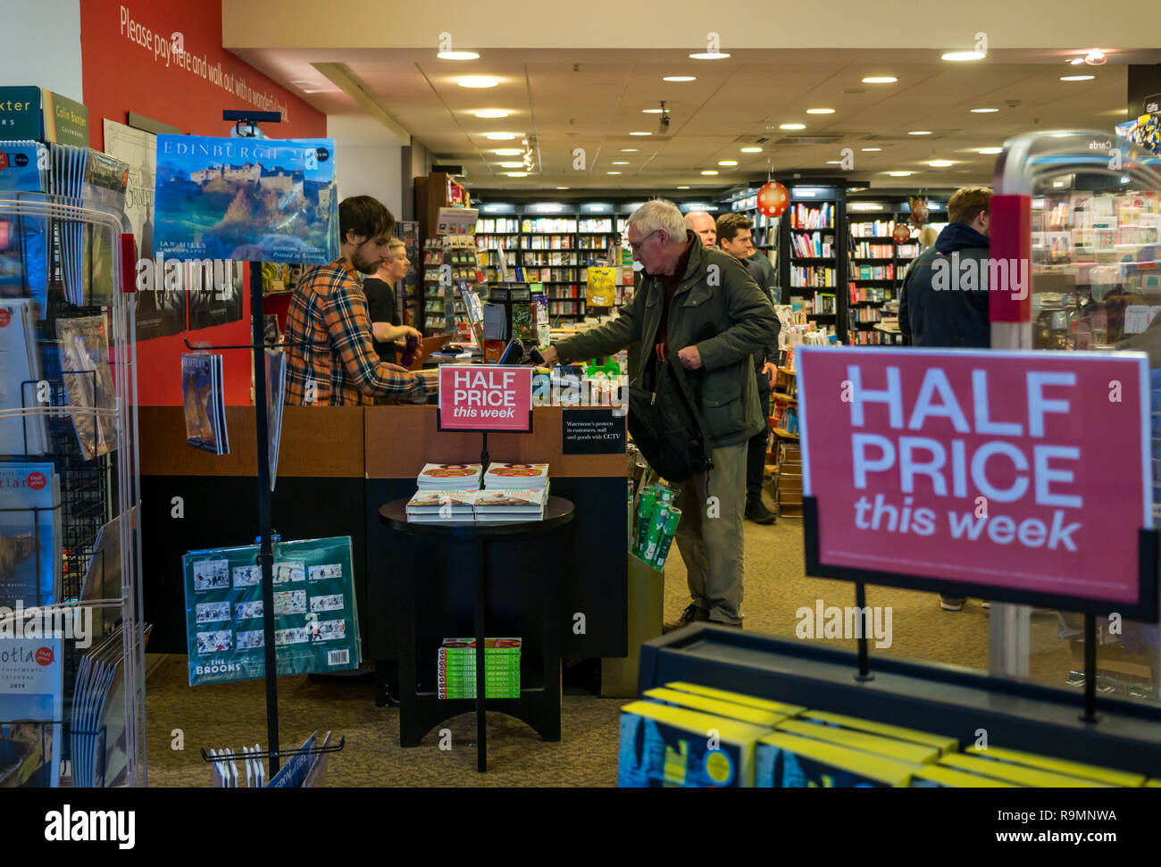 Bookshop counter hi-res stock photography and images - Alamy
