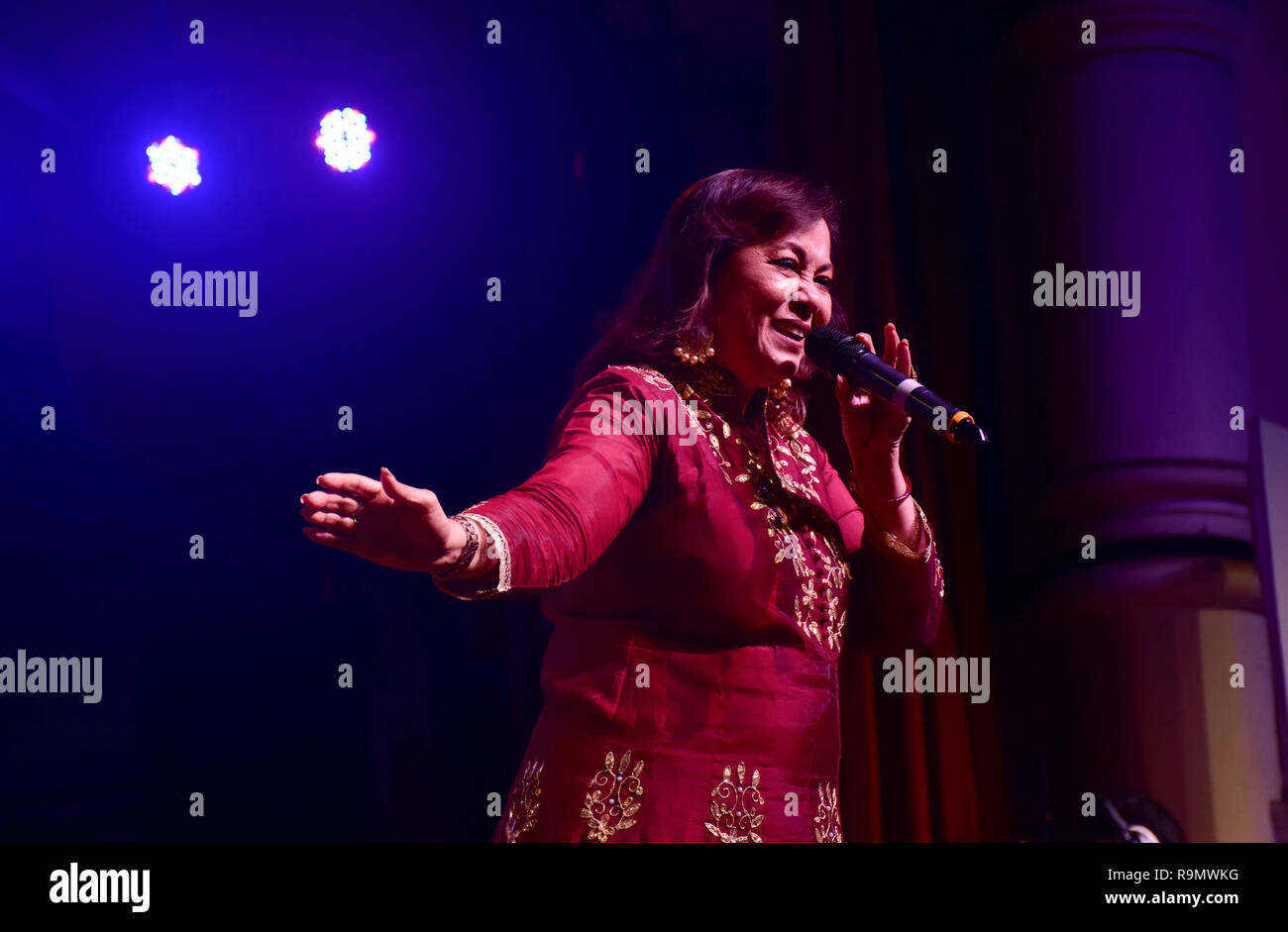 Singer Poornima Shrestha performs at Anand-Milind musical night at ...