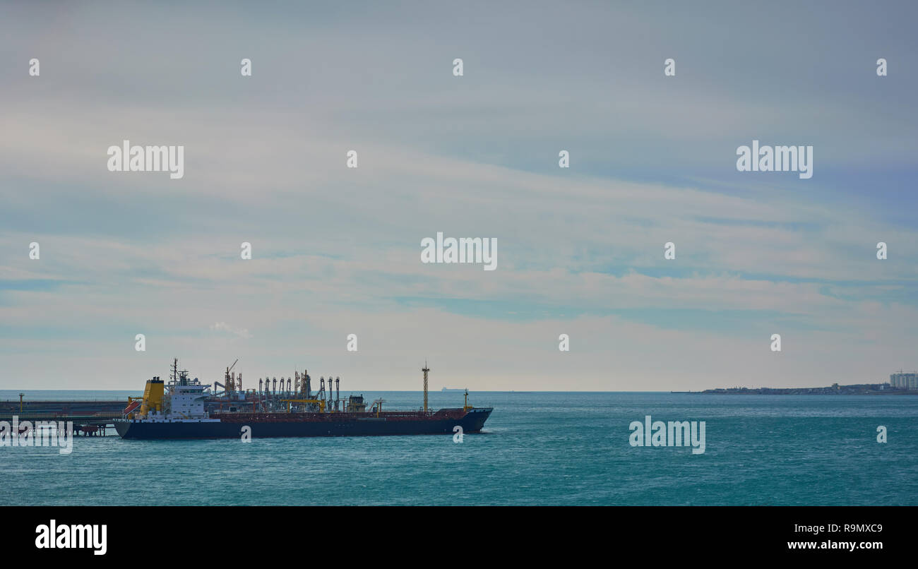 Harbor raid hi-res stock photography and images - Alamy