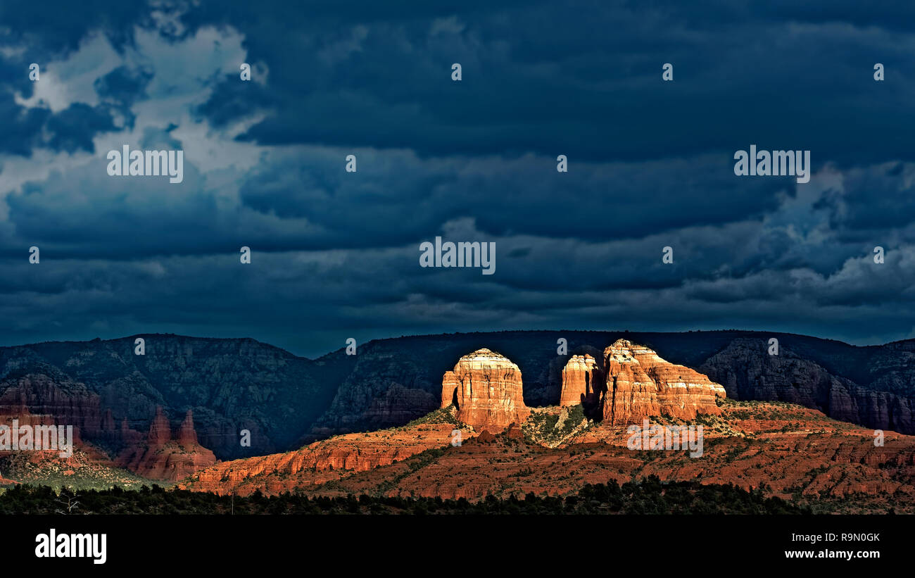 Cathedral Rock Sunset Sedona Arizona Stock Photo - Alamy