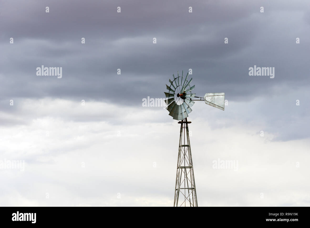 Windmill wheel wind rural hi-res stock photography and images - Alamy