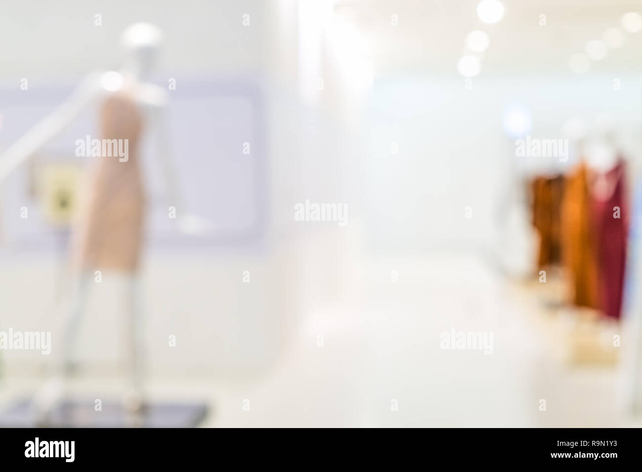 Fashion Shopping abstract blurred photo of fashion store in shopping ...
