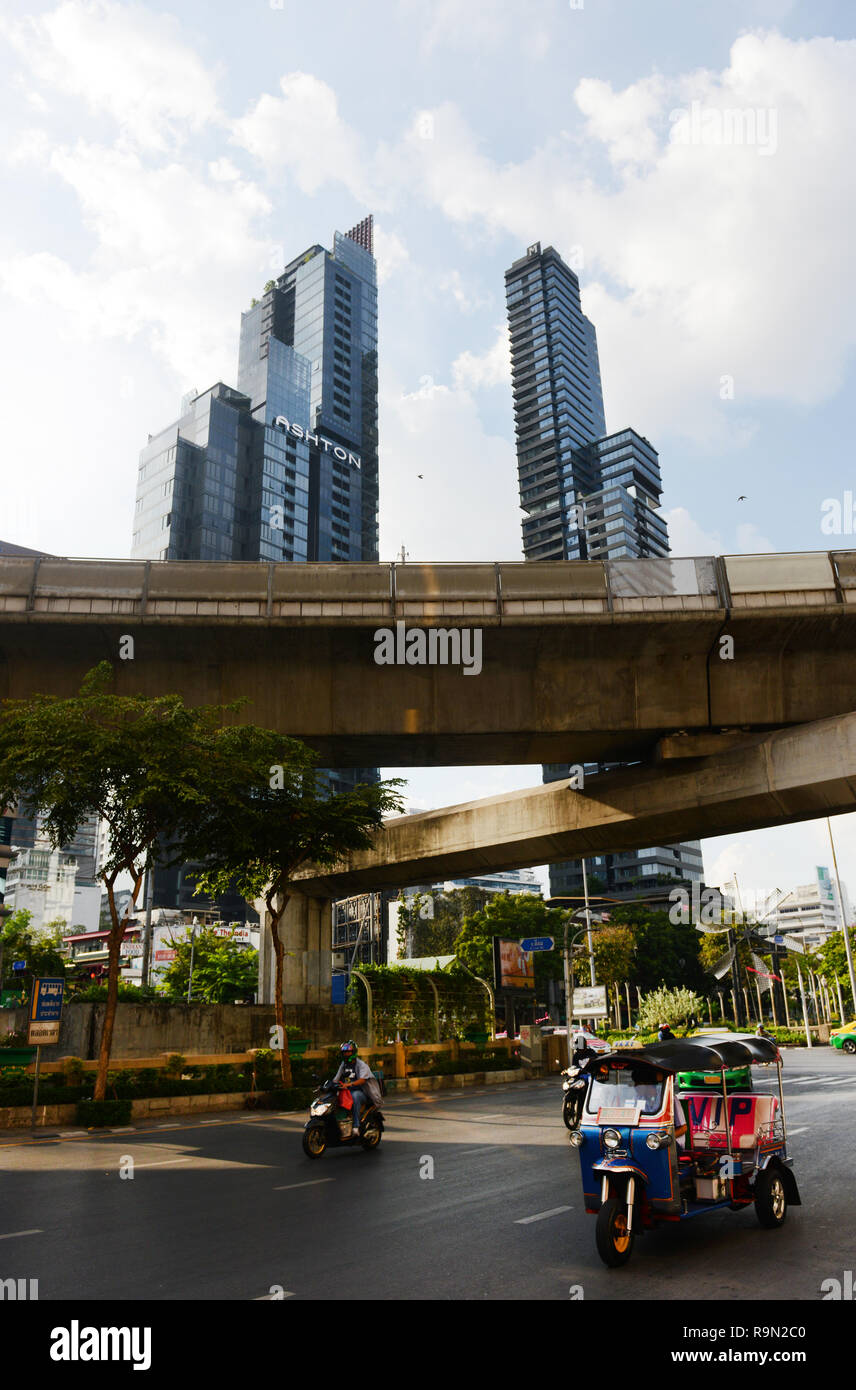 Bangkok development hi-res stock photography and images - Alamy