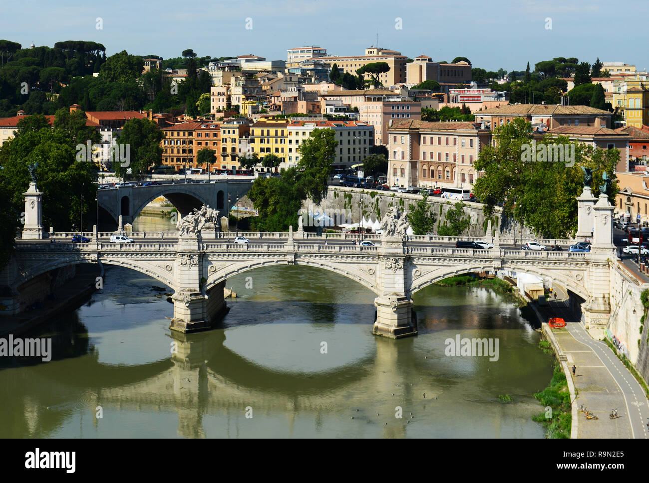 Tiber river in rome hi-res stock photography and images - Alamy