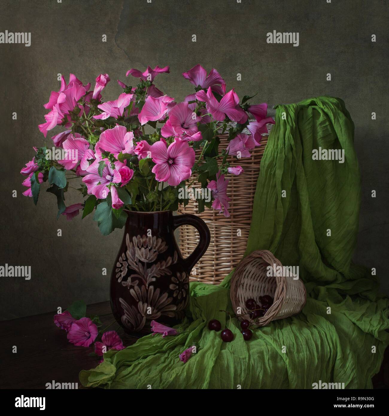 Still life with bouquet of pink flowers Stock Photo - Alamy