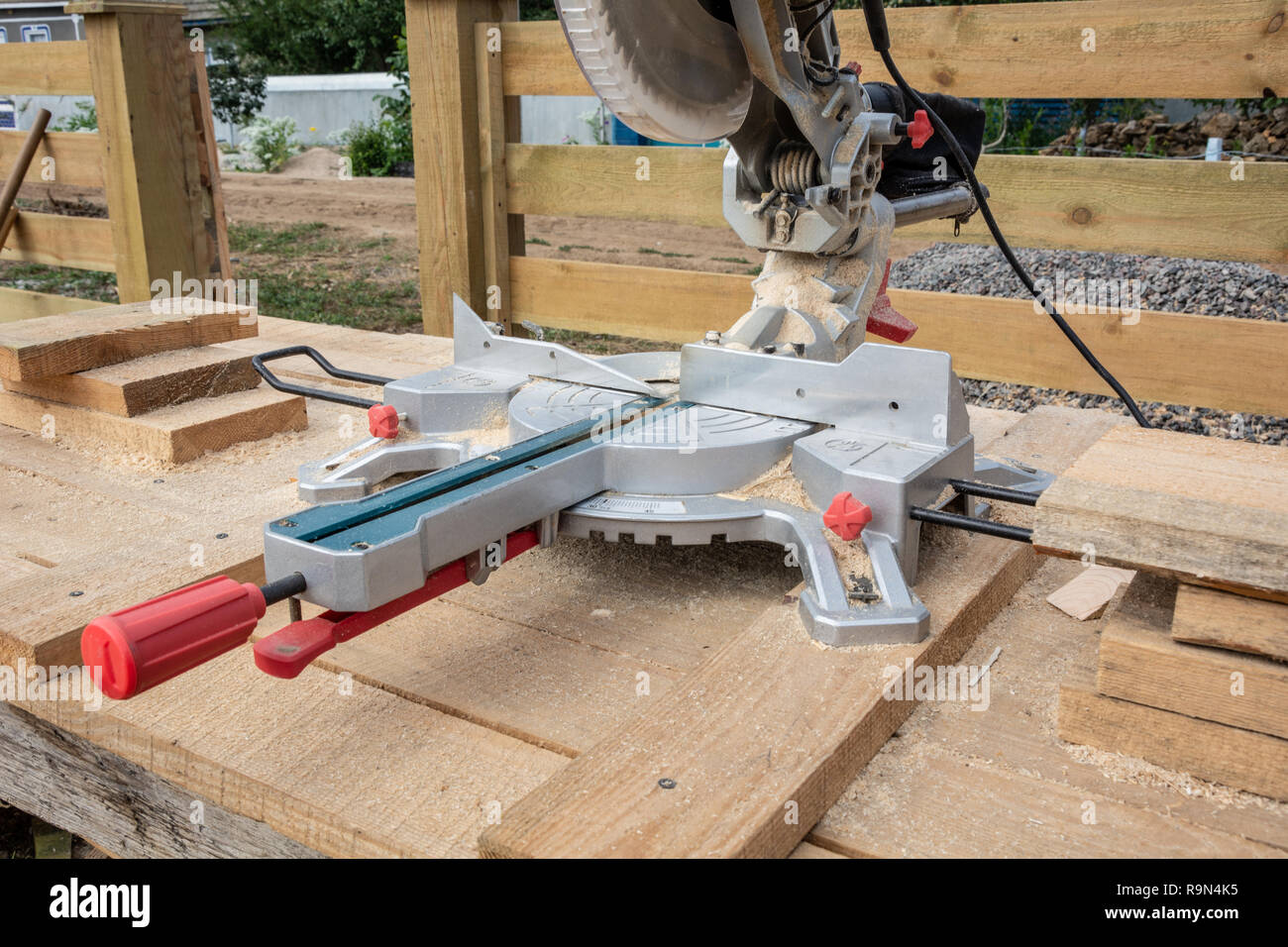 Saw cut details hi-res stock photography and images - Alamy