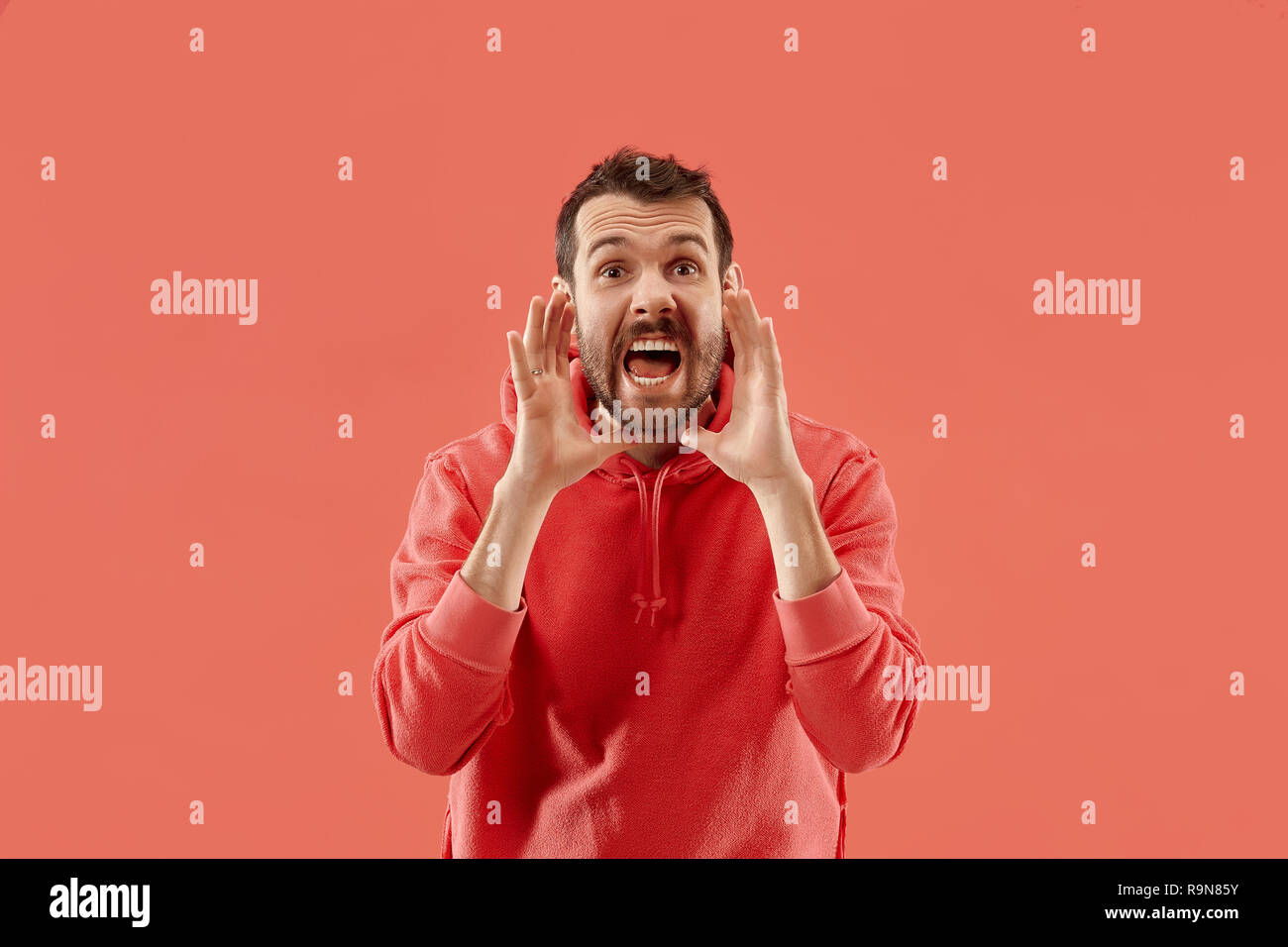 Do not miss. Young casual man shouting. Shout. Crying emotional man ...