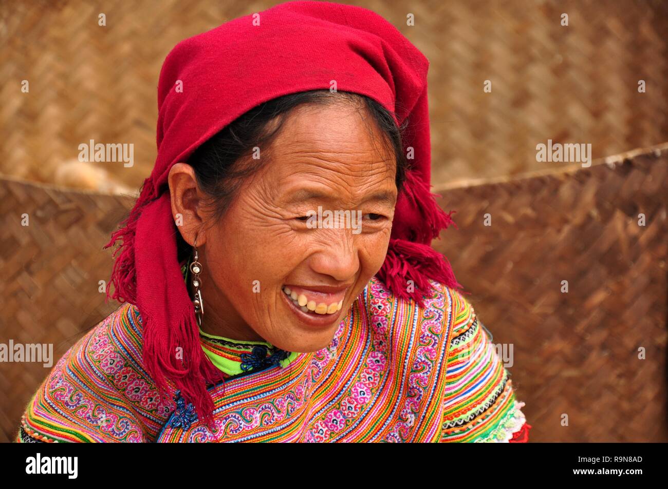 Colorful woman Bac Ha Market, Vietnam Stock Photo - Alamy