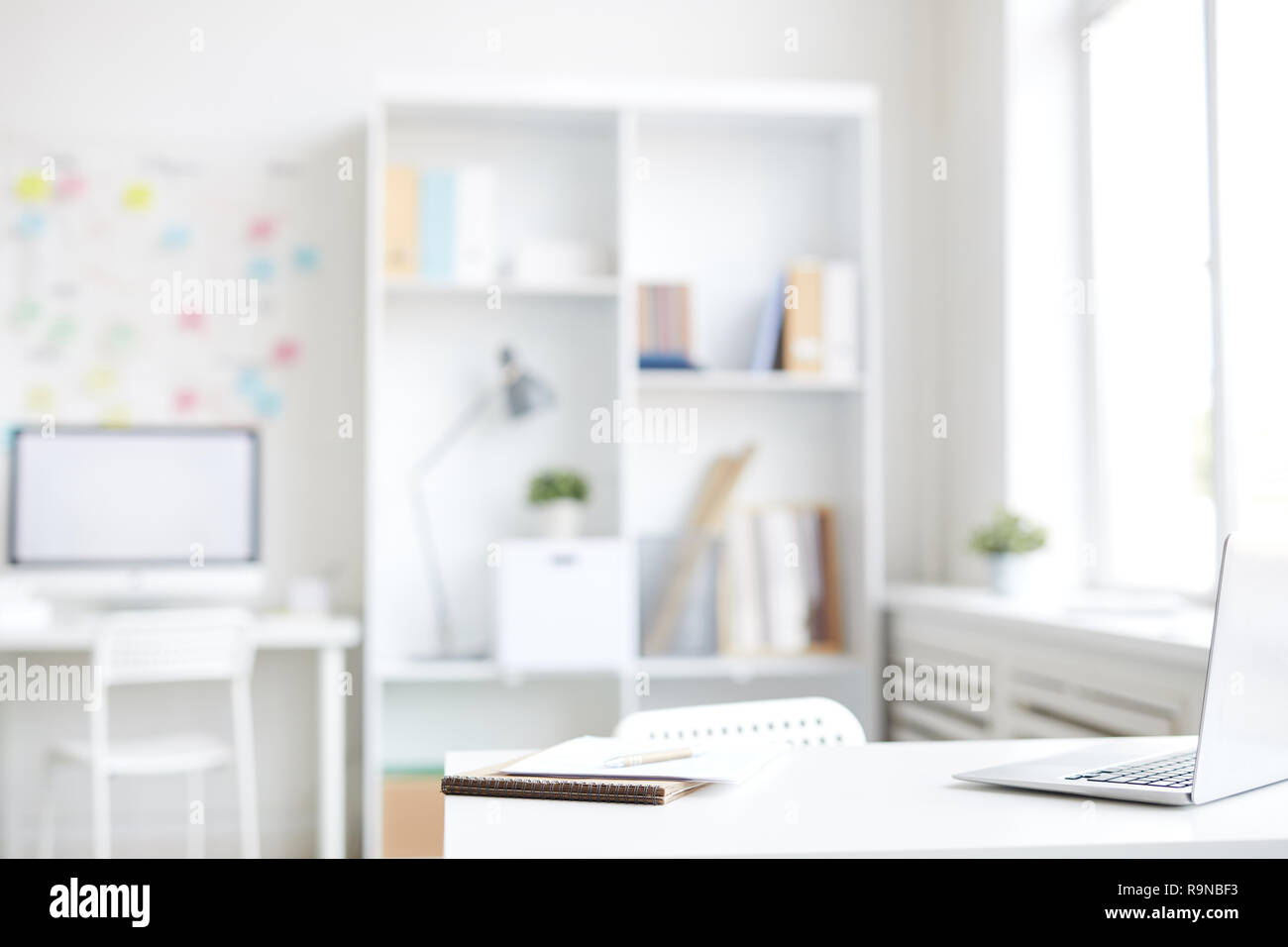 Desk of office worker Stock Photo - Alamy