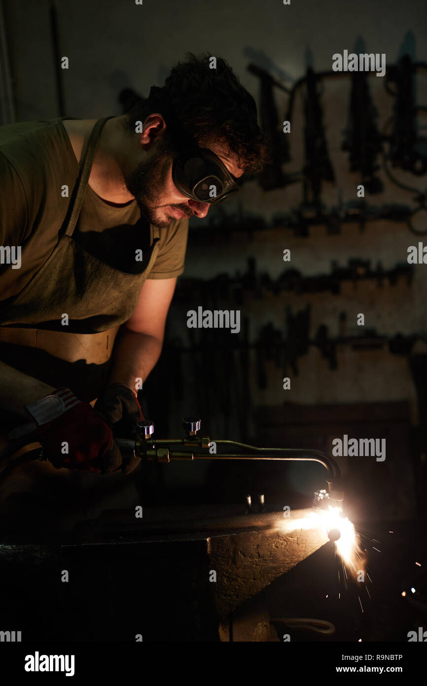 Using cutting torch Stock Photo - Alamy