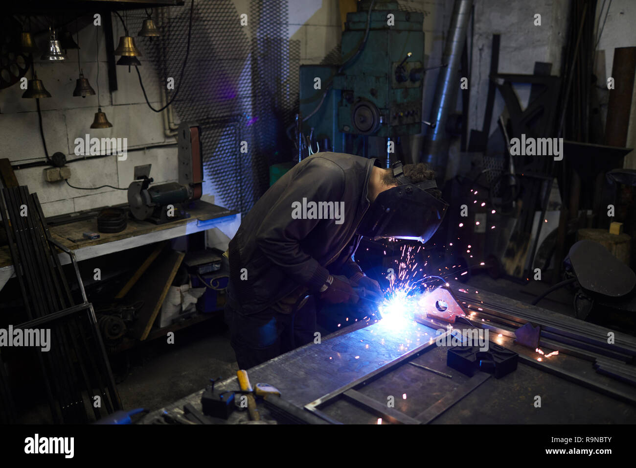 Welding process hi-res stock photography and images - Alamy