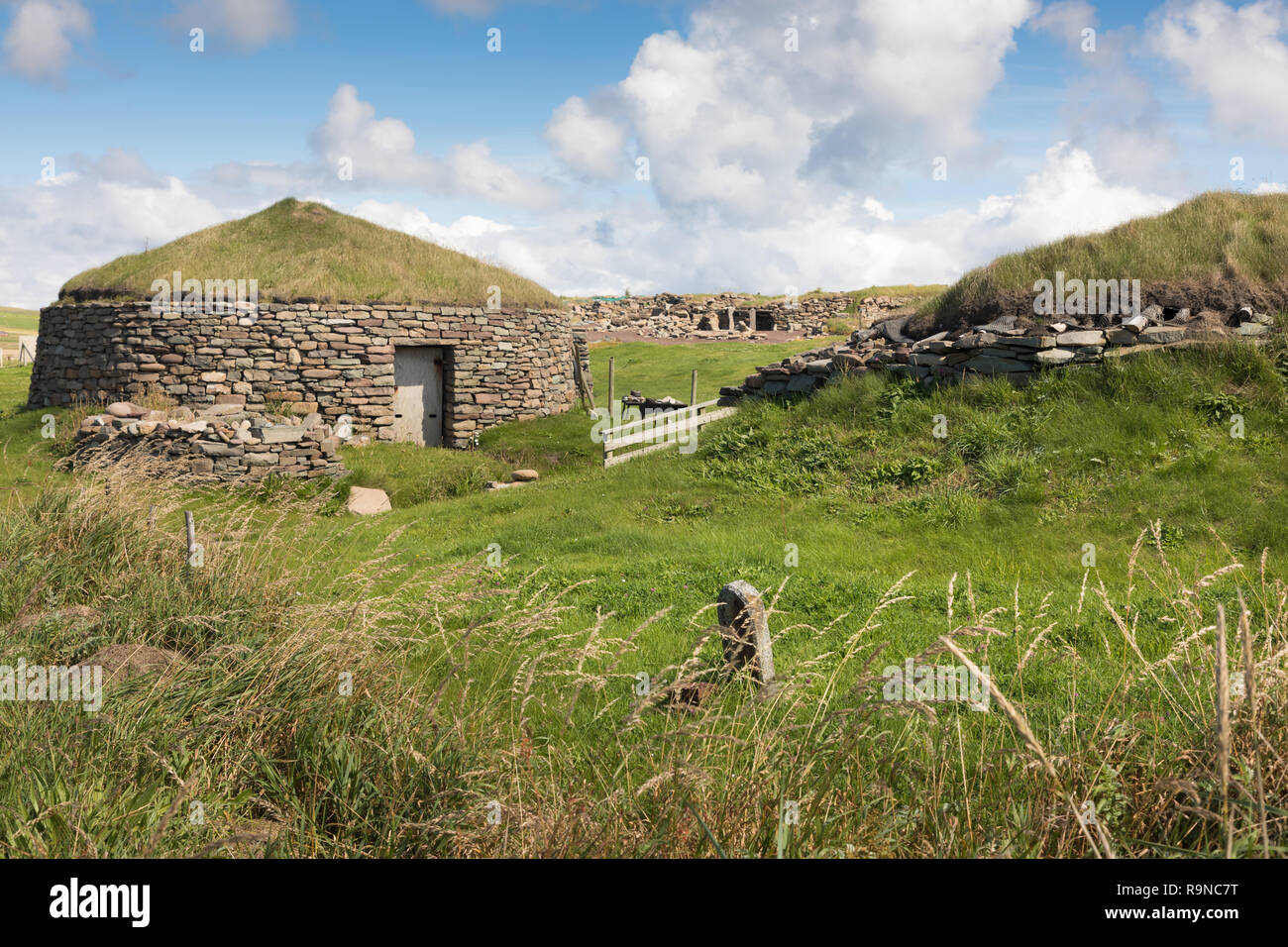 Old Scatness round house, Shetland Islands Stock Photo - Alamy