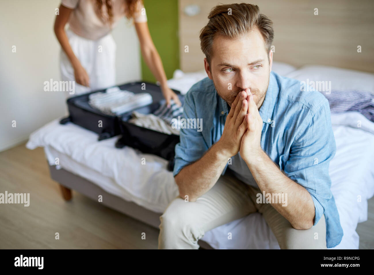 Upset despair hi-res stock photography and images - Alamy