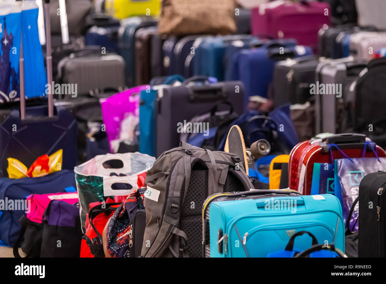 Large large amount of lost baggage Stock Photo - Alamy Large large amount of lost baggage Stock Photo - Alamy