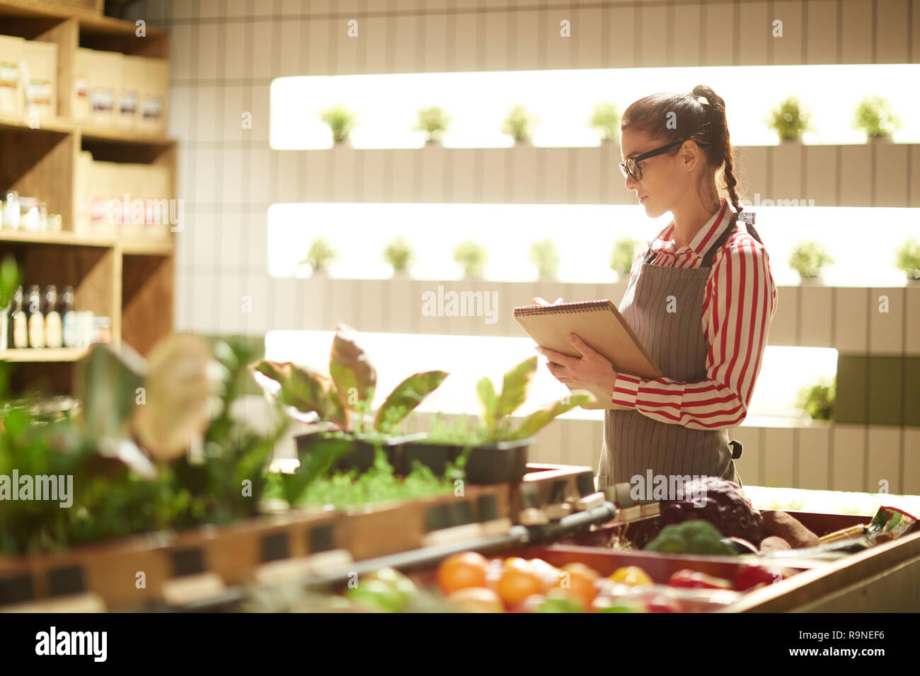 One assistant hi-res stock photography and images - Alamy