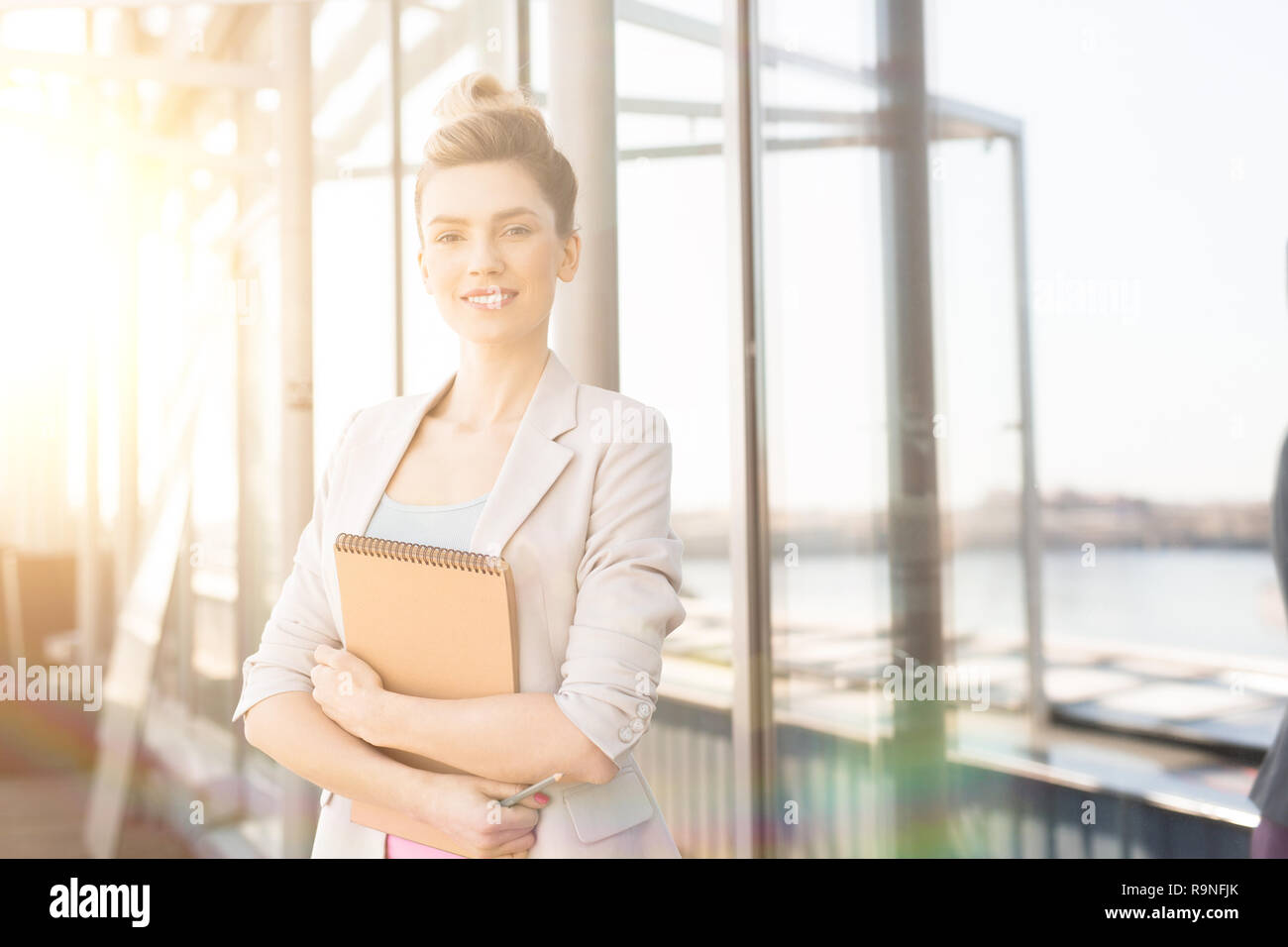 Creative woman hi-res stock photography and images - Alamy