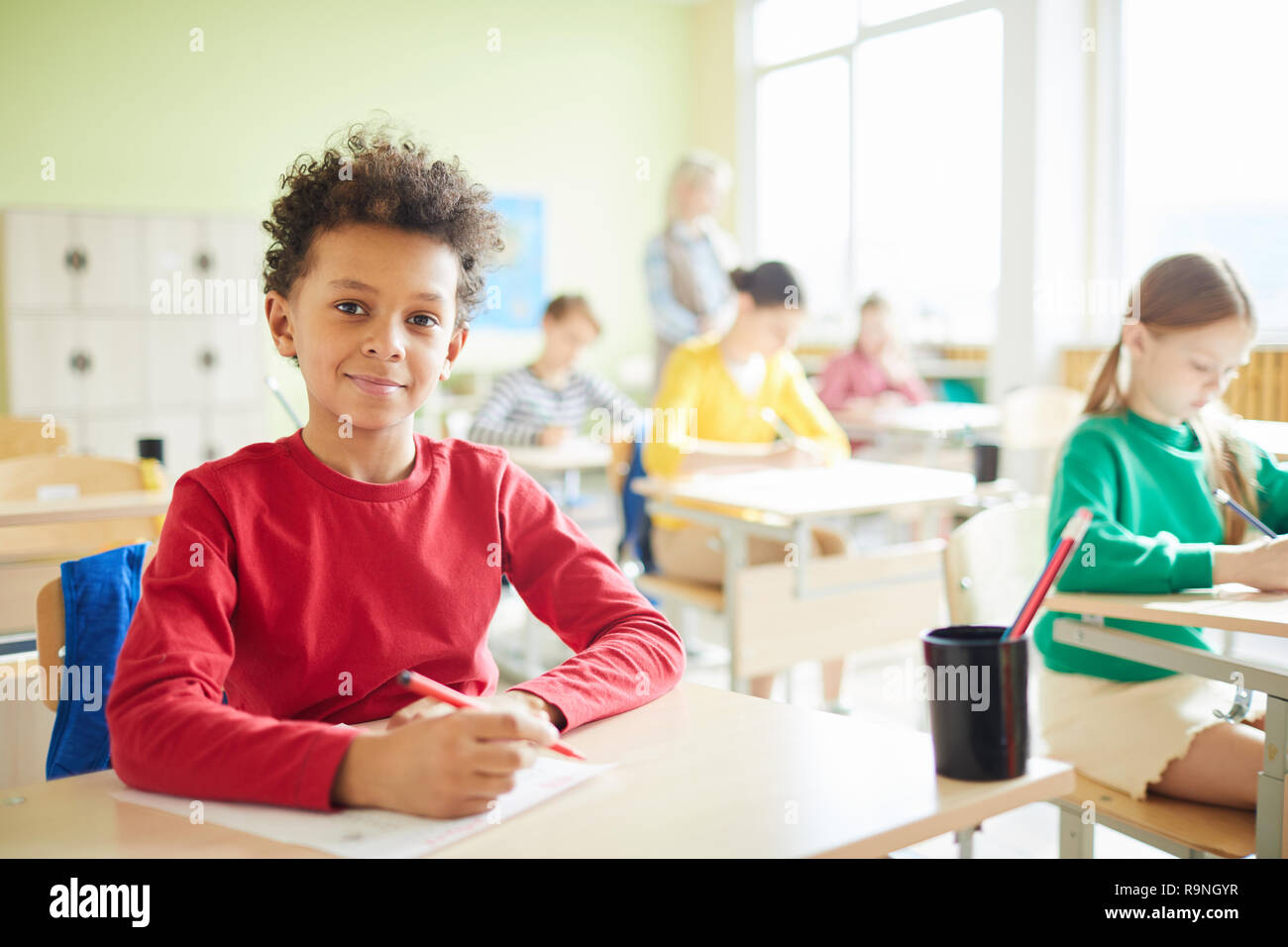 School student test writing hi-res stock photography and images - Alamy