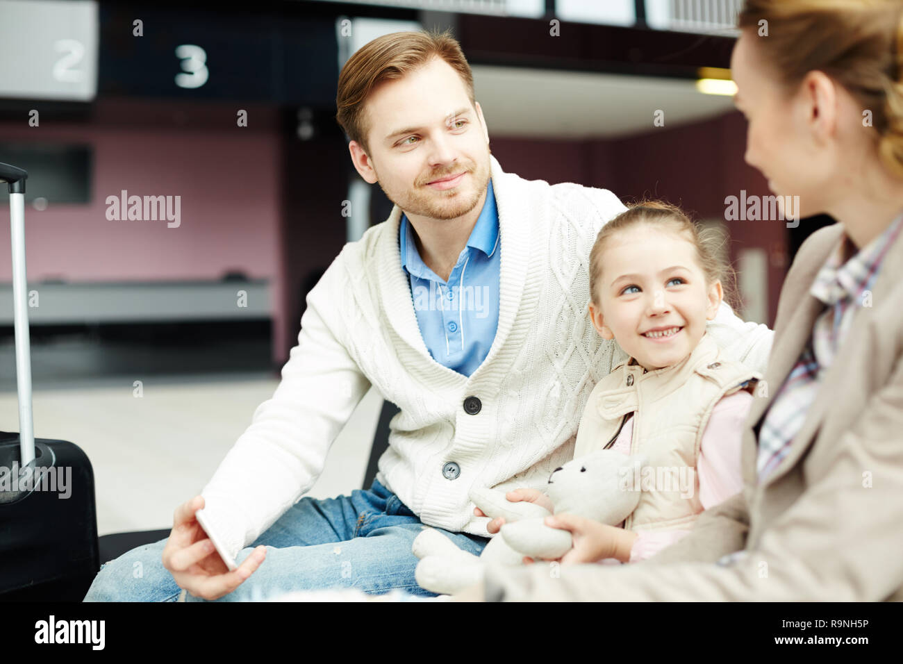 Talk in lounge Stock Photo - Alamy