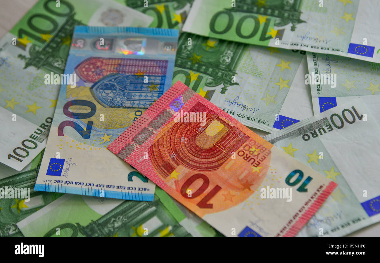 Euro billnote (EUR) background. The currency of the Euro area and ...