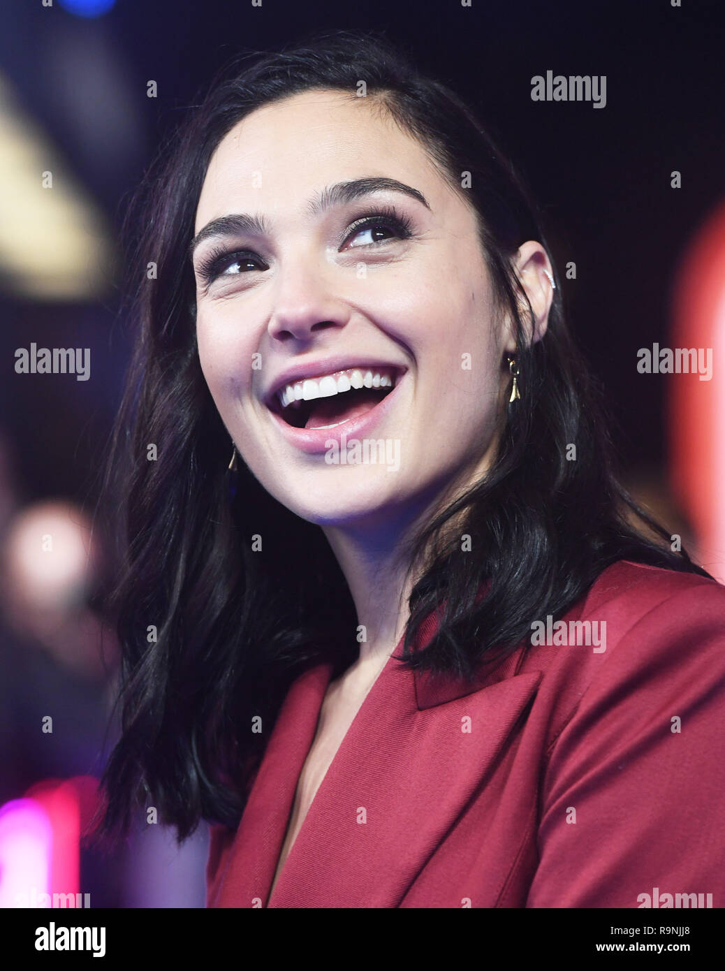 Gal gadot ralph breaks the internet hi-res stock photography and images ...