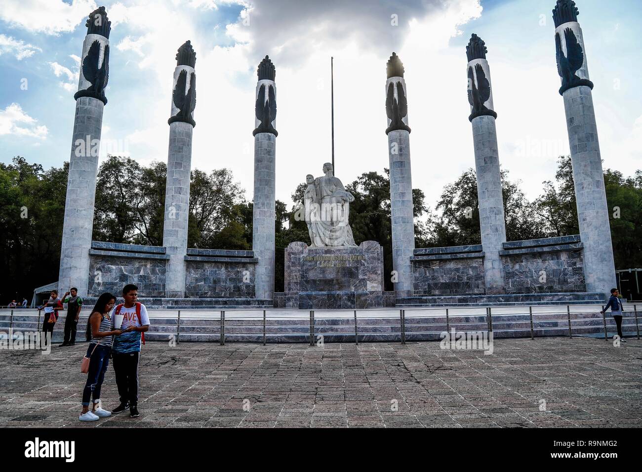 Monument to the Heroes children. The forest of Chapultepec. urban park ...