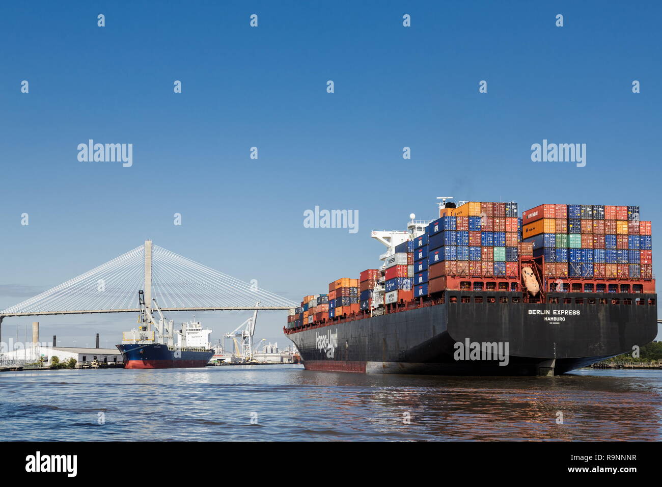 SAVANNAH, GEORGIA - October 12, 2015: Container ships now carry about ...