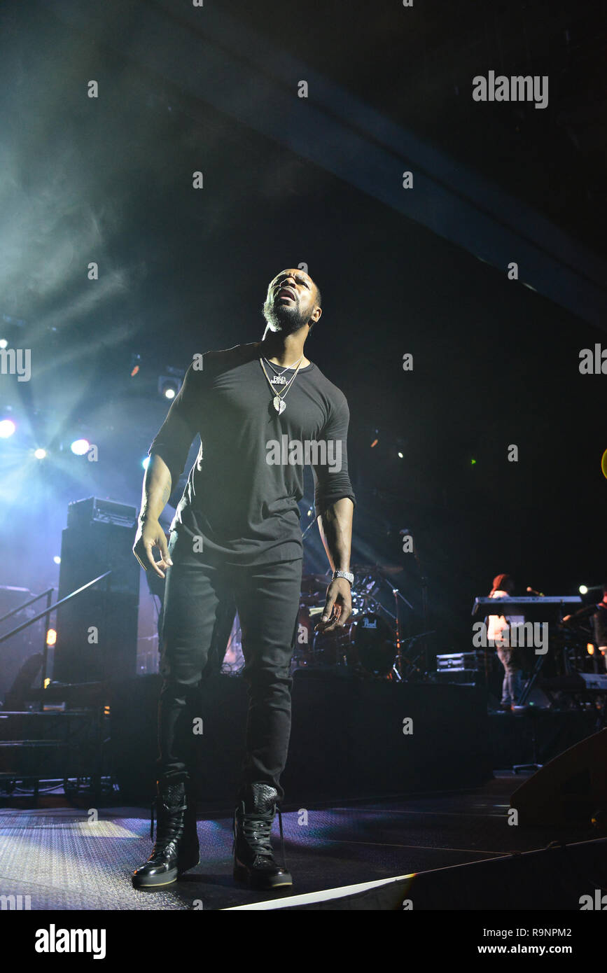 Tank performs on stage during the Saturday R&B Jam at James L Knight ...