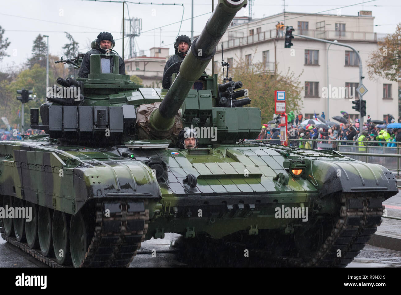 European street, Prague-October 28, 2018: Soldiers of Czech Army are ...