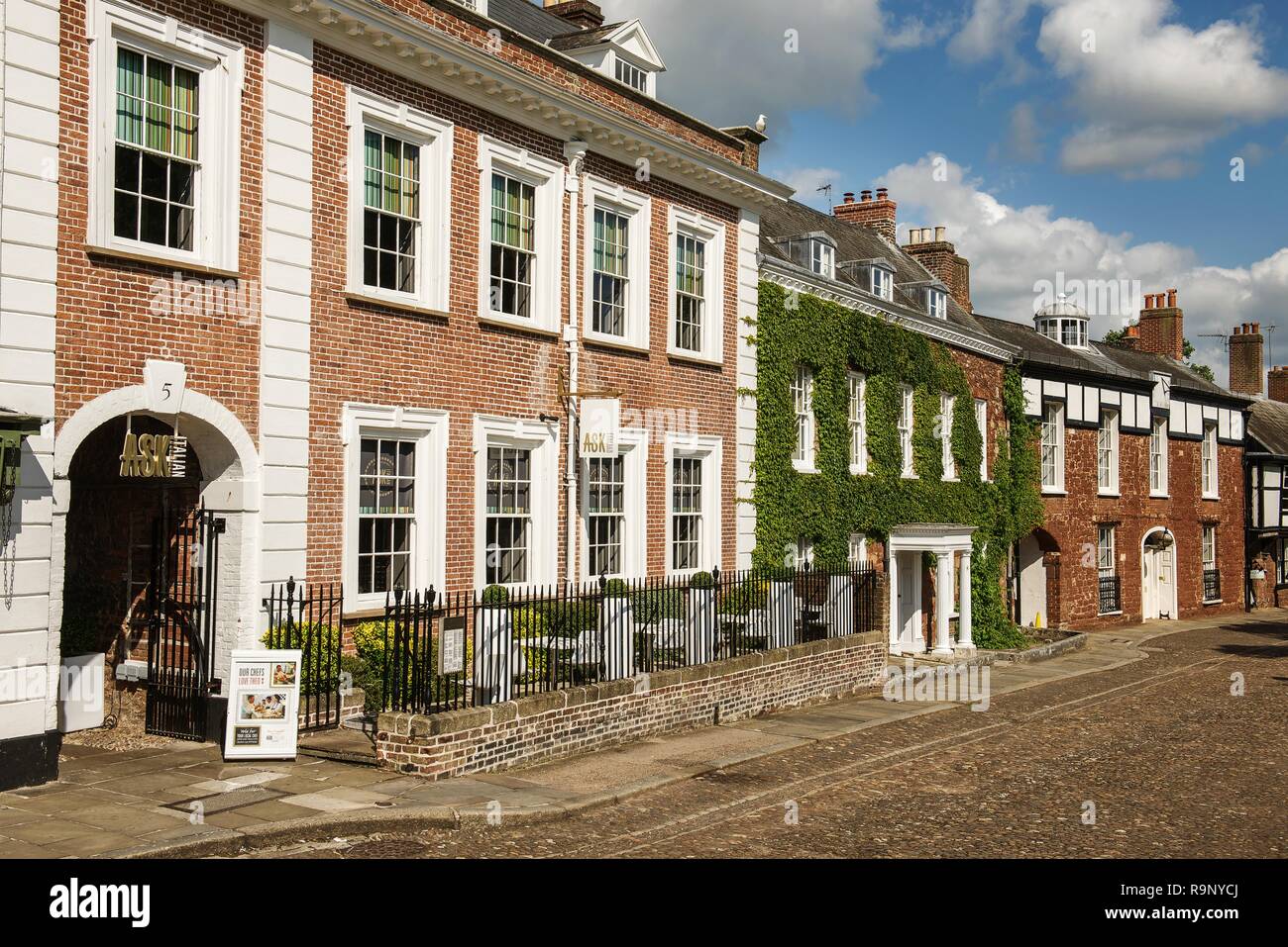 Exeter Cathedral Close, Exeter Stock Photo - Alamy