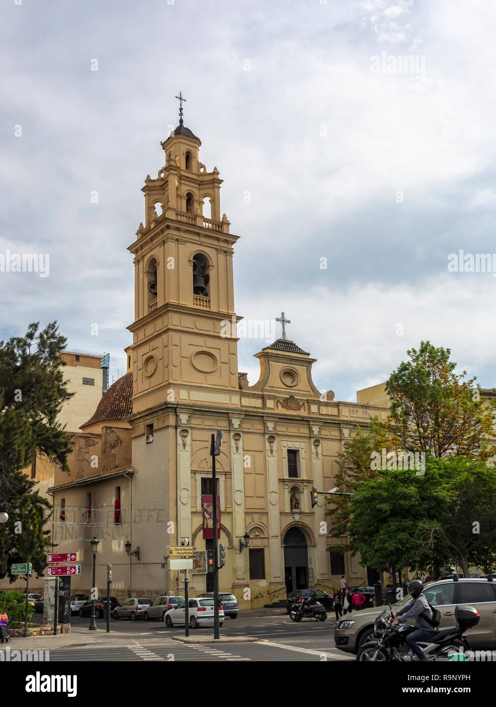 Santa Monica Church High Resolution Stock Photography and Images - Alamy
