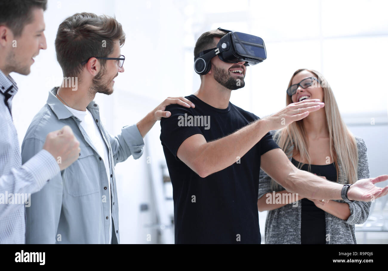 Virtual reality trends hi-res stock photography and images - Alamy