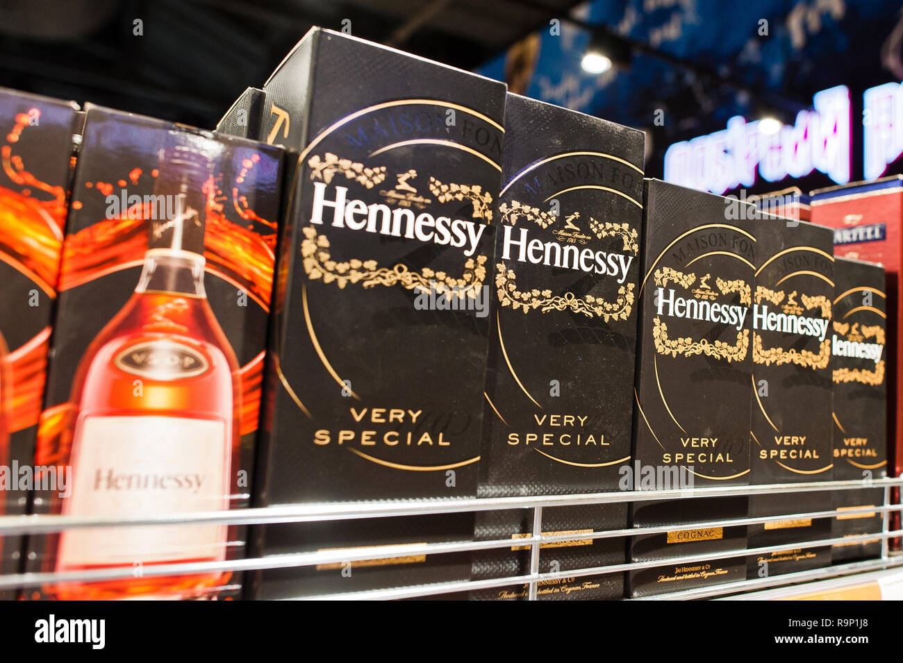 Hennessy bottle hi-res stock photography and images - Alamy