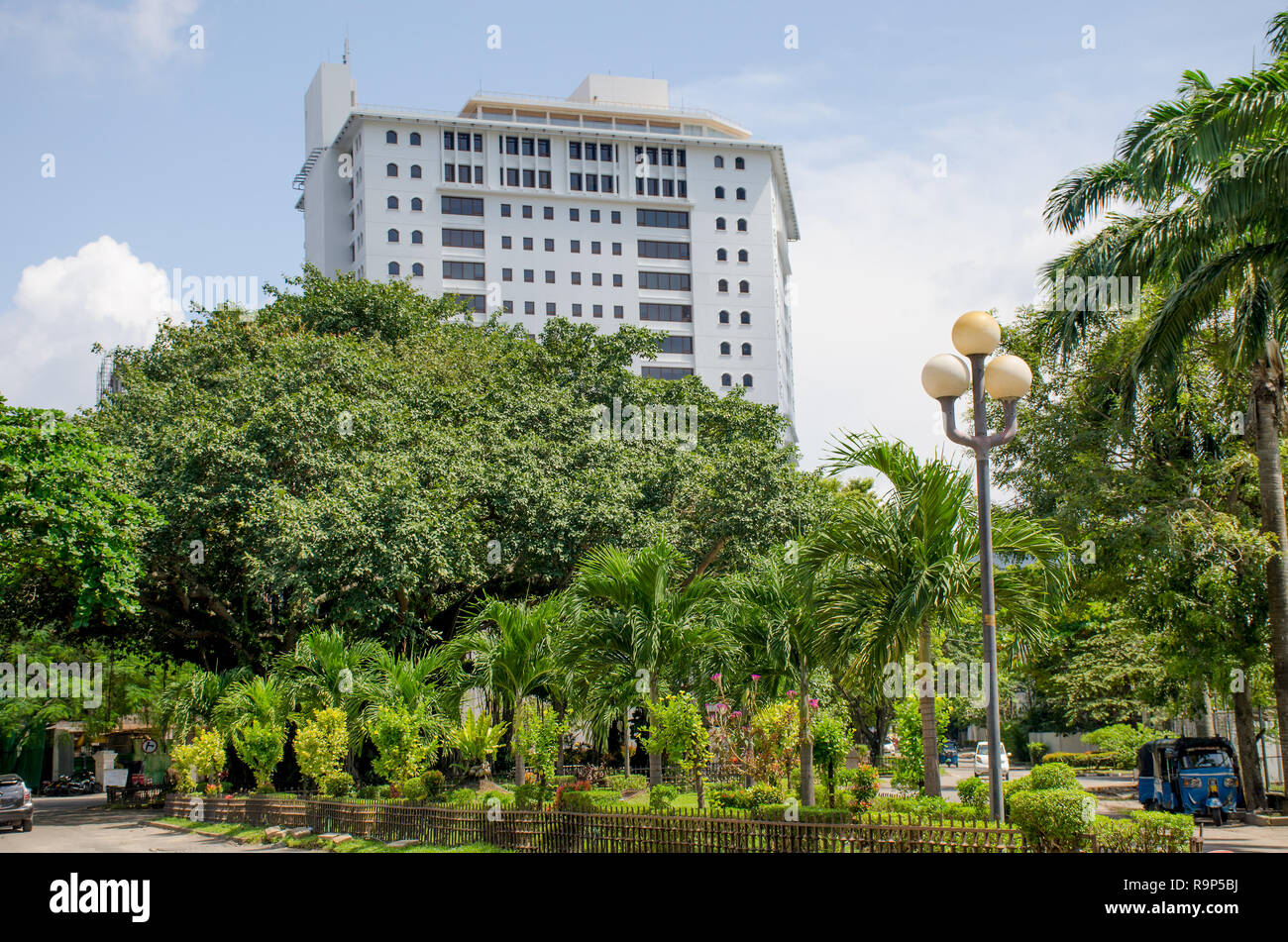 modern buildings in the capital of Colombo in Sri Lanka Stock Photo - Alamy