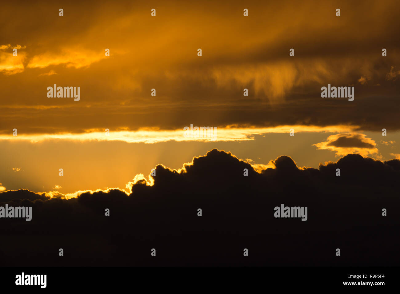 Golden cloud hi-res stock photography and images - Alamy
