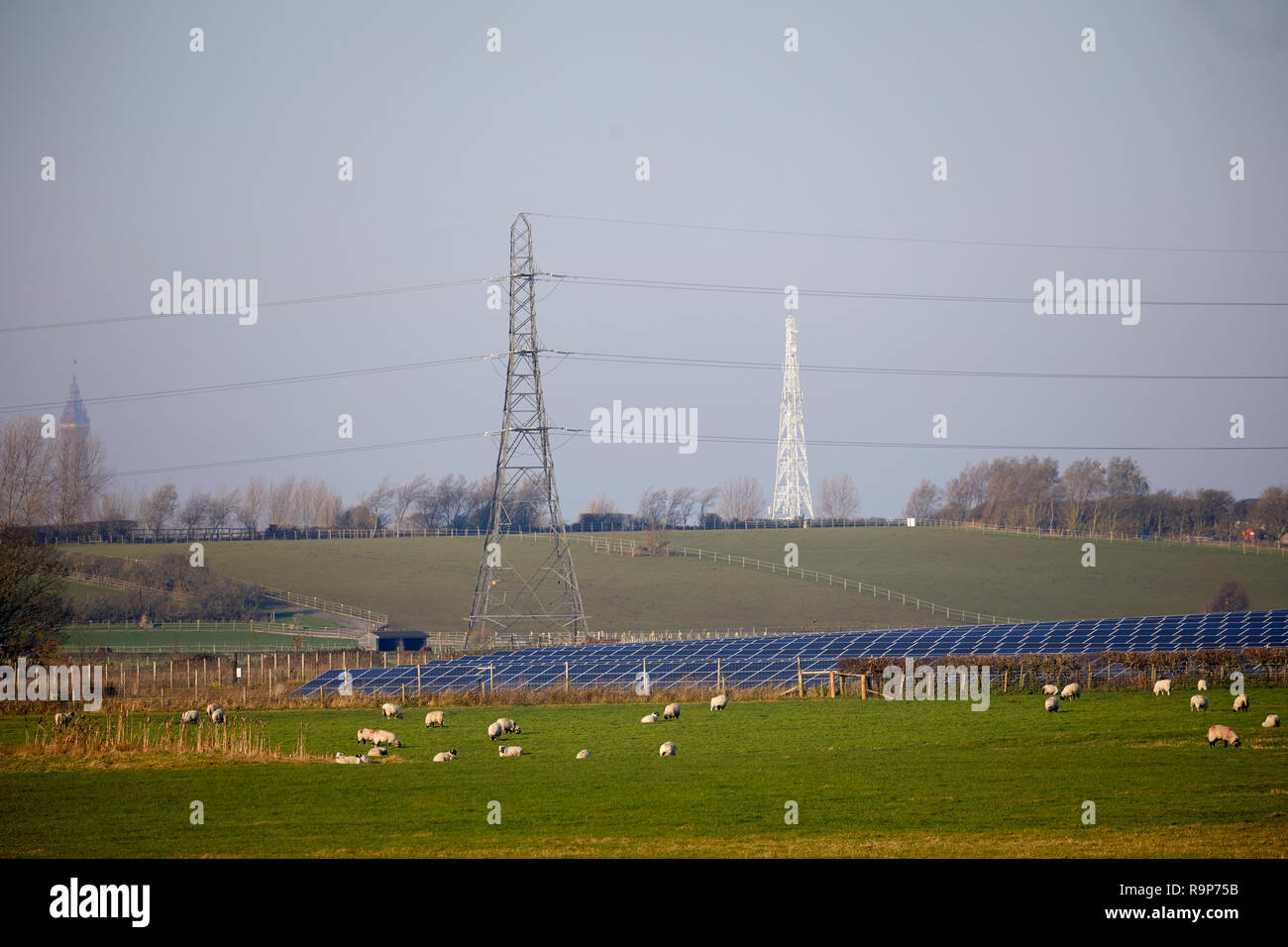 Solar power station tower hi-res stock photography and images - Alamy