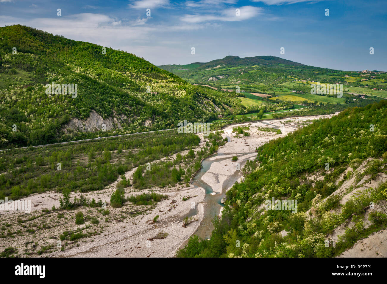 Tuscan emilian apennines hi-res stock photography and images - Alamy