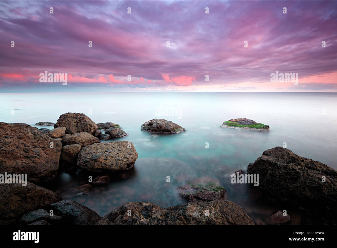 Horizon of the sea Stock Photo - Alamy