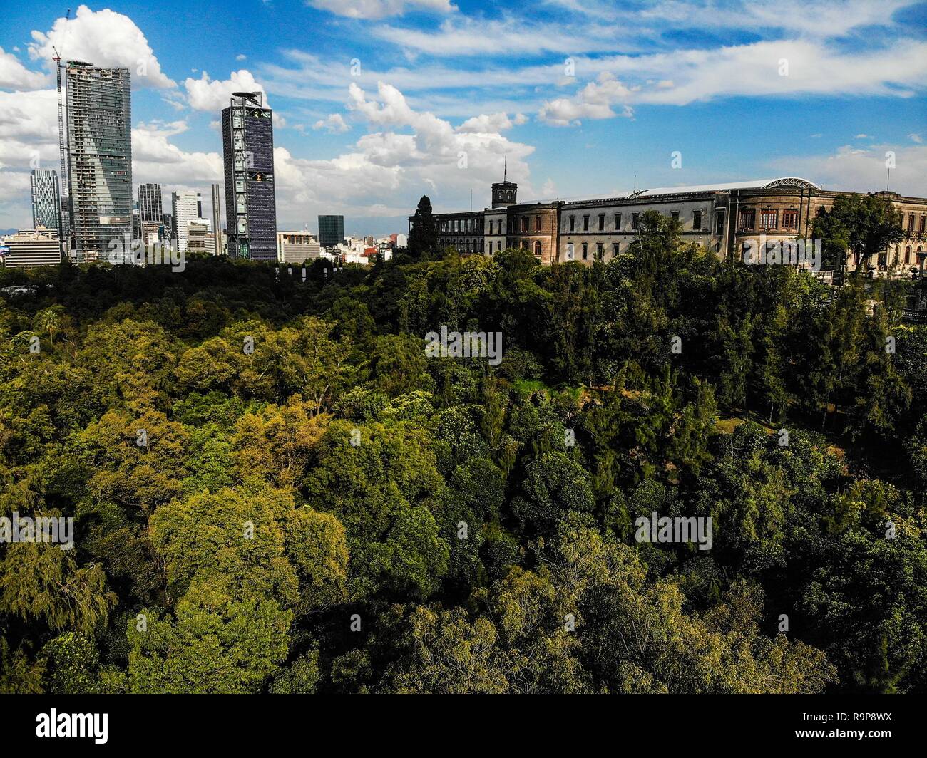 El castillo de chapultepec hi-res stock photography and images - Alamy