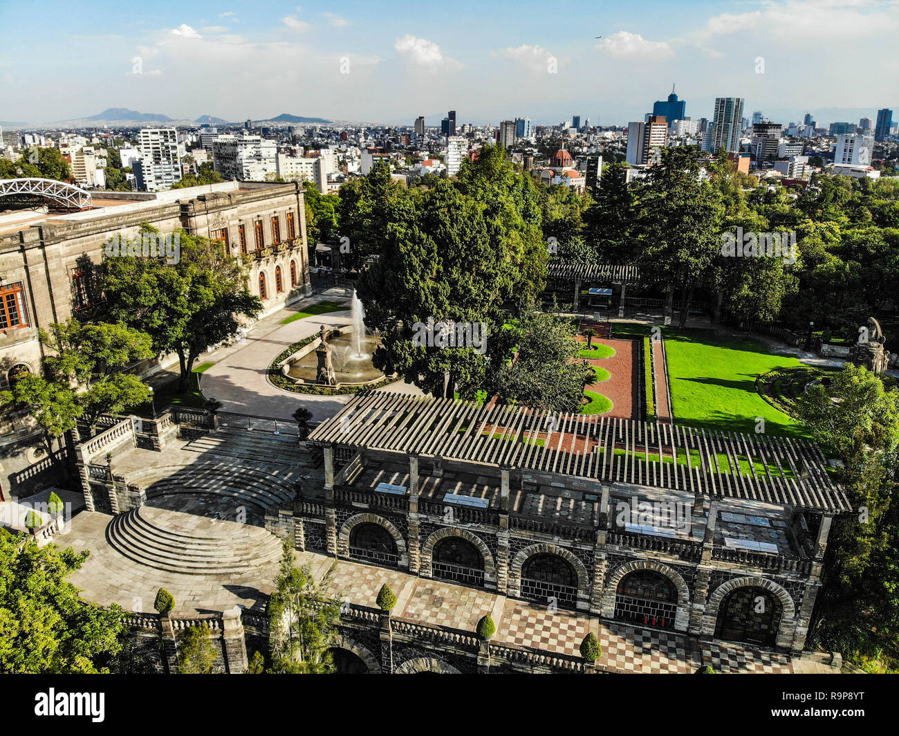 Parque urbano de chapultepec hi-res stock photography and images - Alamy