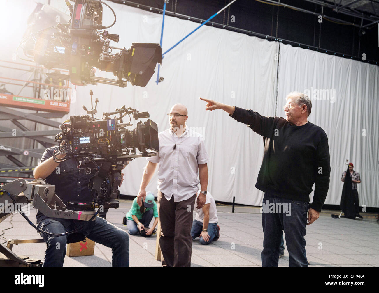 WELCOME TO MARWEN, from left: director of photography C. Kim Miles ...
