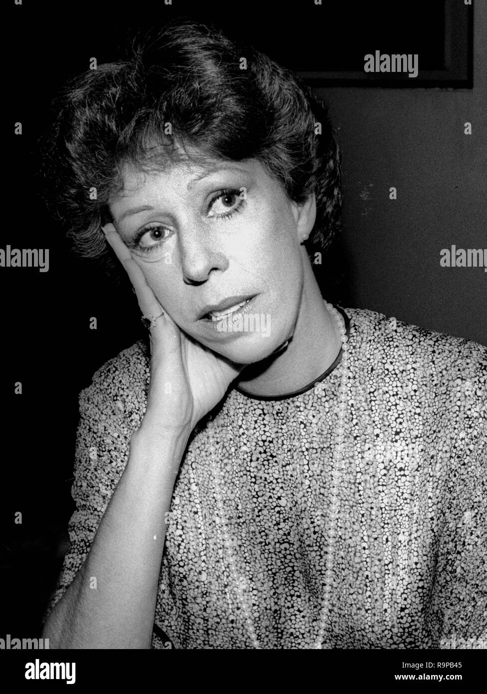 Carol Burnett 1985 Photo By Adam Scull/PHOTOlink/MediaPunch Stock Photo ...