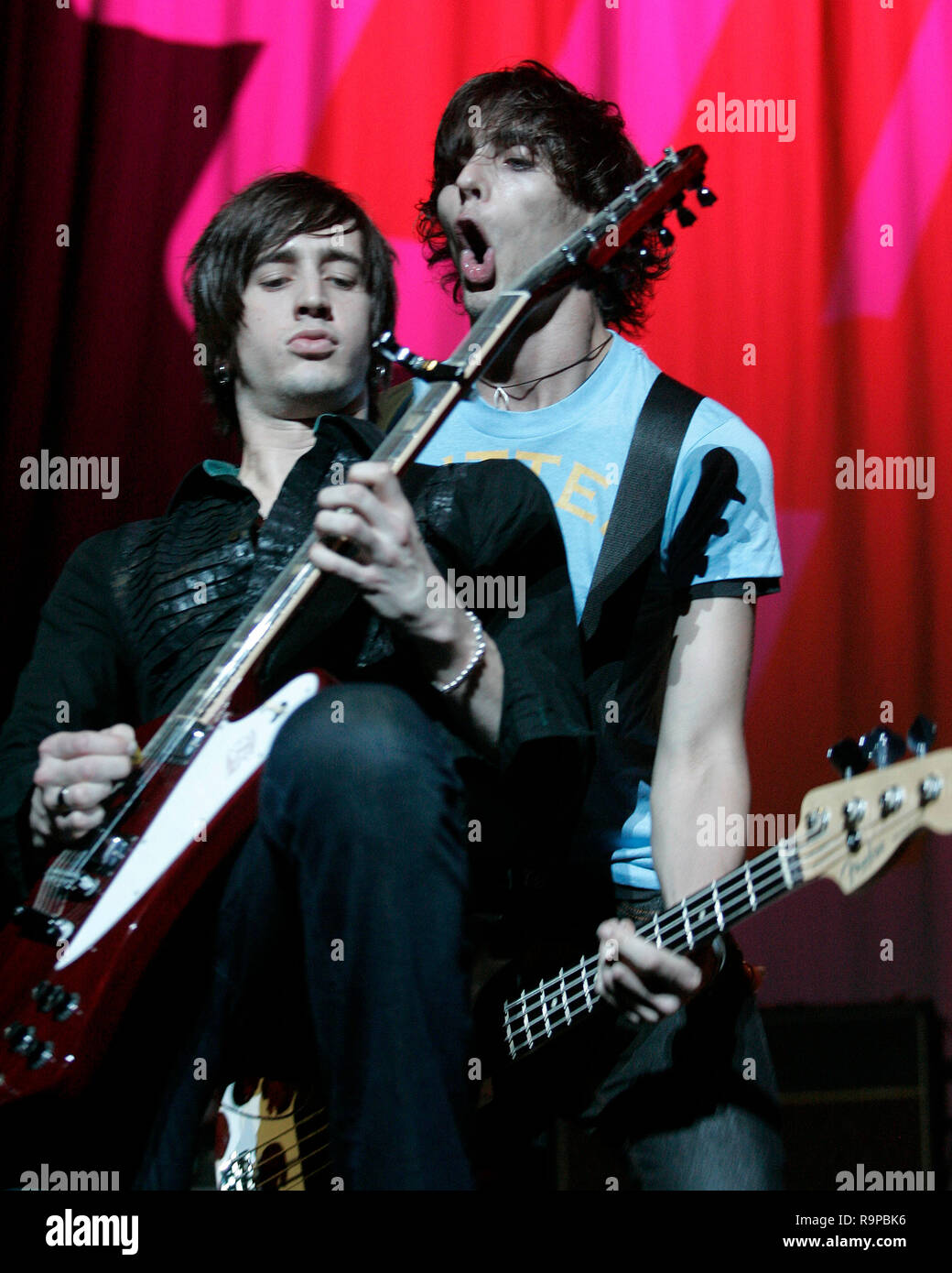Nick Wheeler (L) and Tyson Ritter with All American Rejects perform in ...