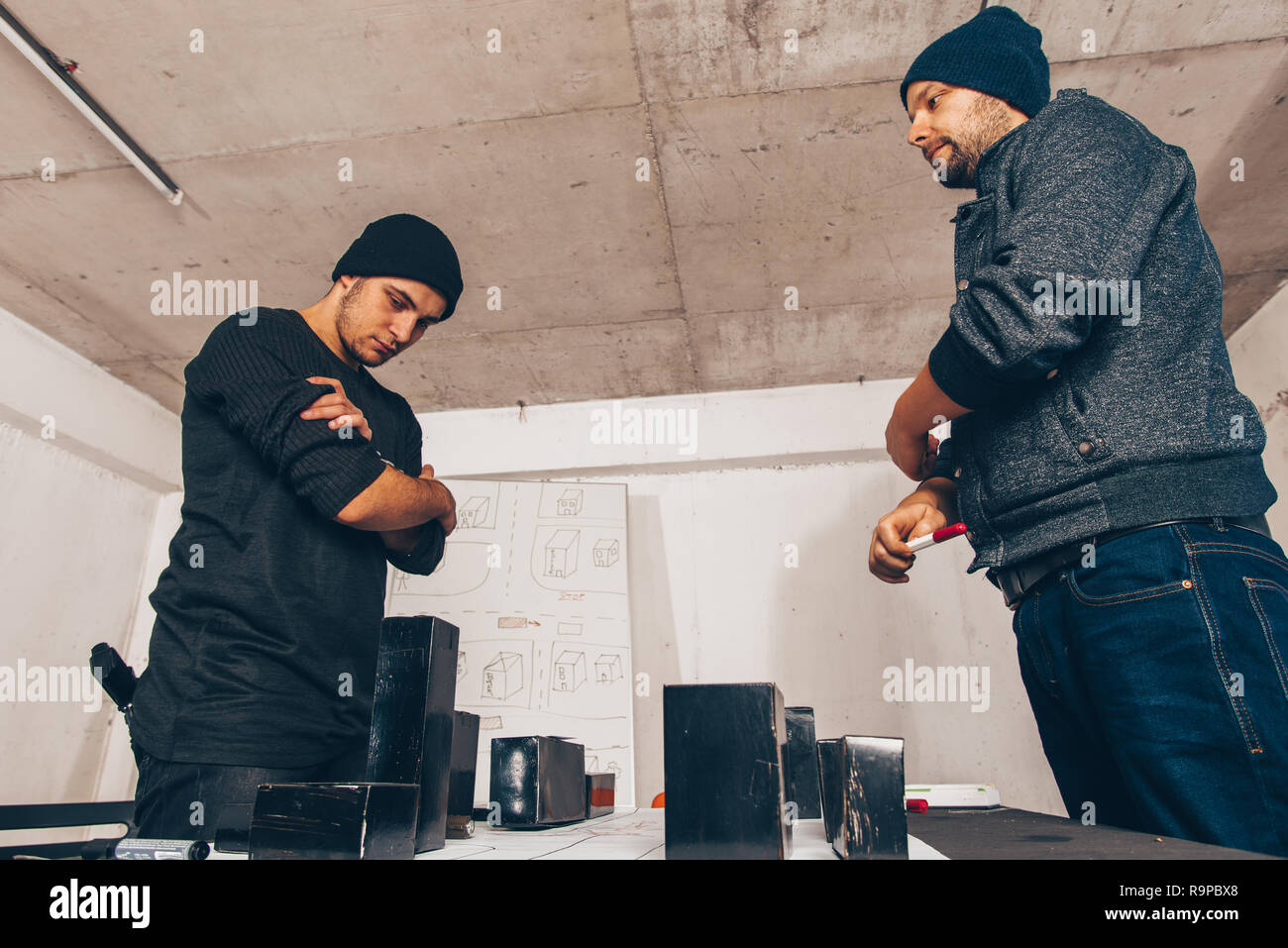 Heist planning hi-res stock photography and images - Alamy