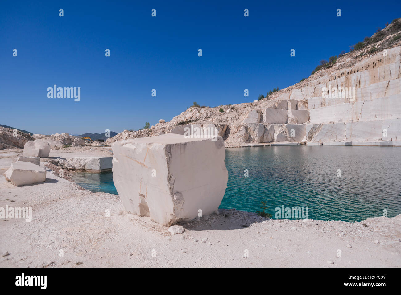 Blue mountains mining equipment hi-res stock photography and images - Alamy