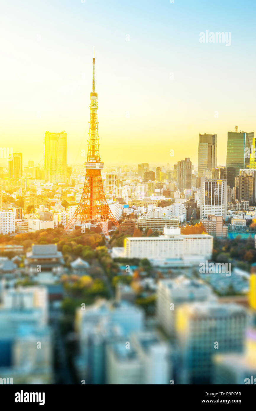 Japan blue tokyo tower hi-res stock photography and images - Alamy